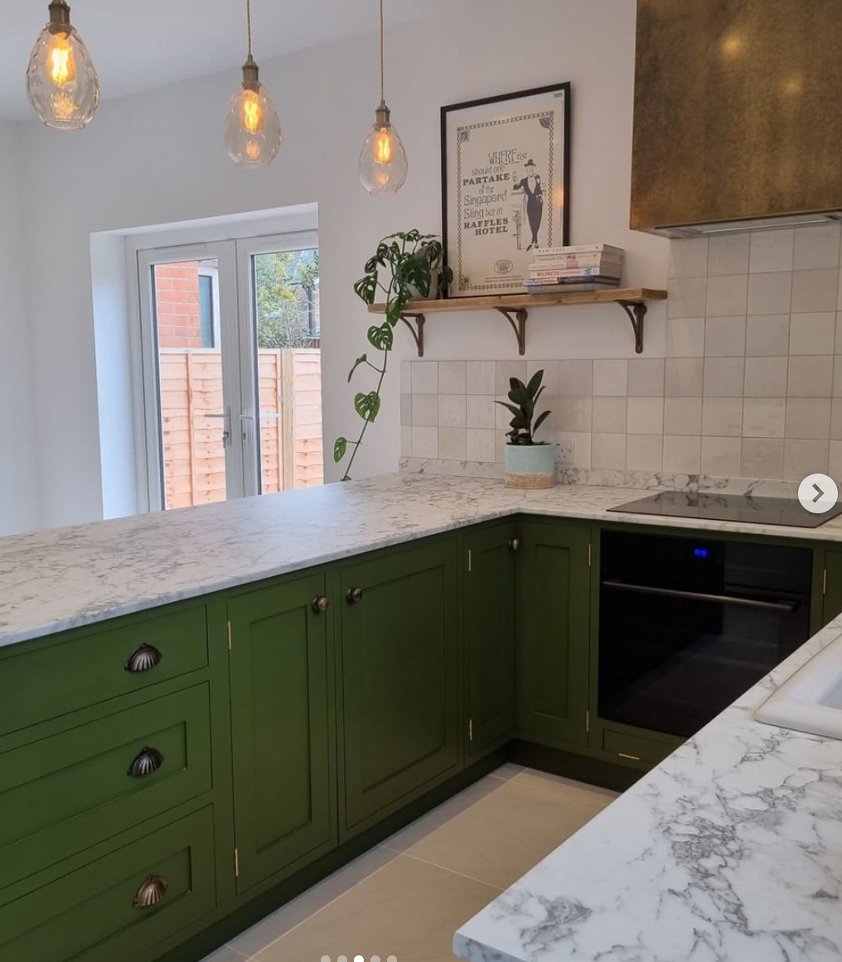 Brass Cooker Hood Zarina | Kitchens