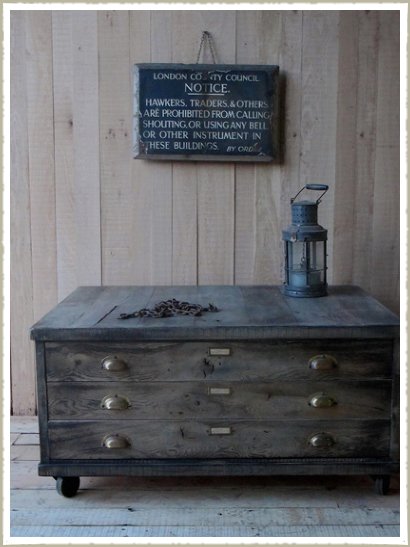 Aged oak plan chest coffee table | Storage